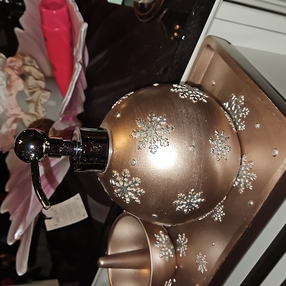 Caro Home | Bath | Caro Home 3 Pc Bath Bedroom Set | Poshmark